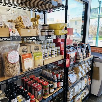 ANGELO’S ITALIAN MARKET - Updated January 2026 - 207 Photos & 41 ...