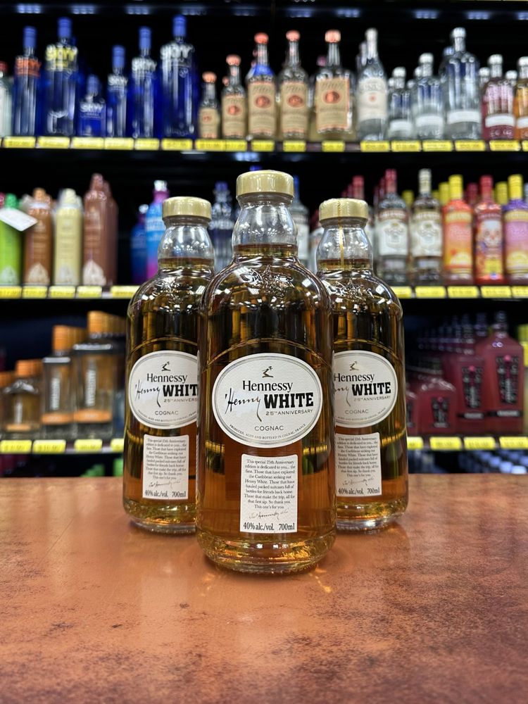 LIQUOR LOCKER - Updated December 2024 - 53 Photos & 21 Reviews - 4110 S ...