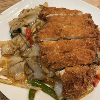 ELEPHANT 8 THAI CUISINE & SUSHI - Updated June 2025 - 45 Photos & 11 ...