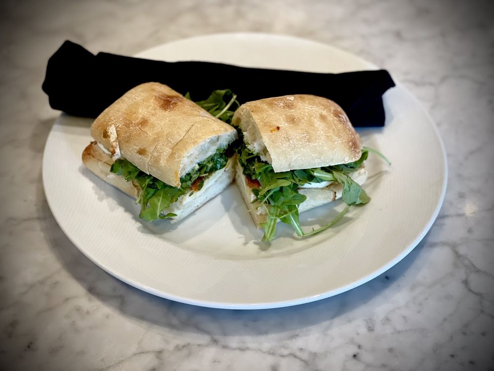 PARISI CAFÉ - OVERLAND PARK - Updated November 2024 - 155 Photos & 85 ...