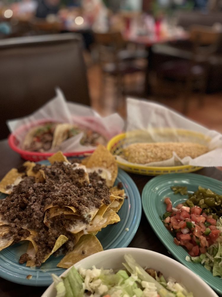 EL PONCE - Updated July 2025 - 331 Photos & 328 Reviews - 939 Ponce De ...