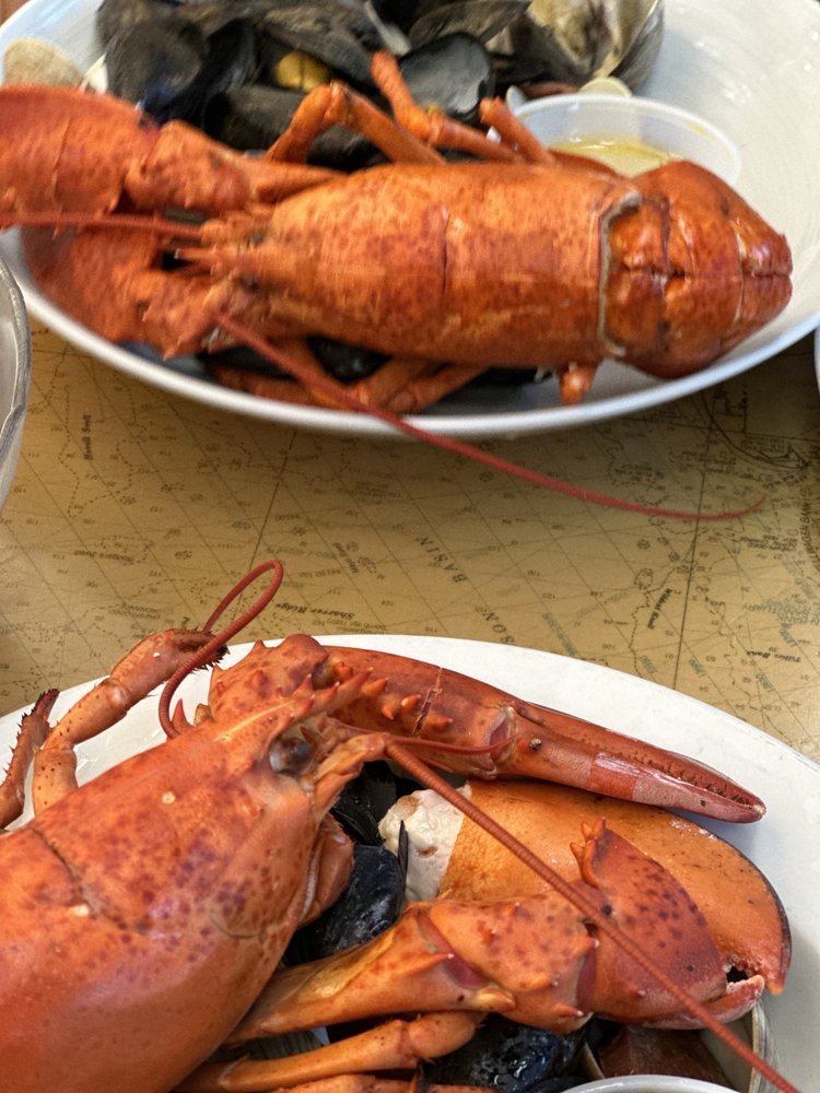 NEW ENGLAND FISH MARKET & RESTAURANT - 195 Photos & 282 Reviews - 1419 ...