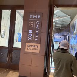 THE OWNERS BOX - Updated October 2025 - 441 Photos & 344 Reviews - 555 ...