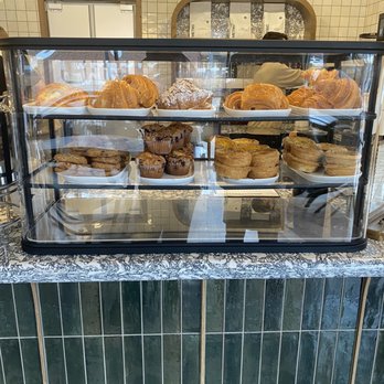 THE UNDERSTUDY COFFEE AND BOOKS - Updated June 2024 - 81 Photos & 41 ...