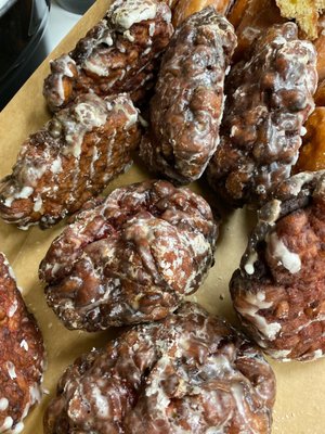 ST GEORGE’S DONUTS - 30 Photos & 57 Reviews - 3012 S National Ave ...