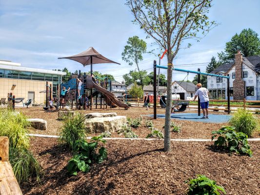 GENEVA PUBLIC LIBRARY DISTRICT - Updated October 2025 - 26 Photos & 17 ...