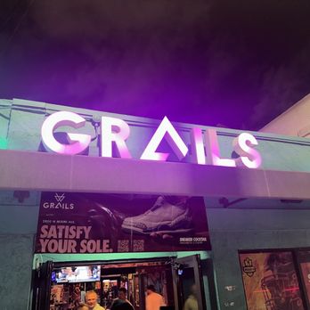 GRAILS MIAMI - RESTAURANT & SPORTS BAR - Updated April 2024 - 1288 ...