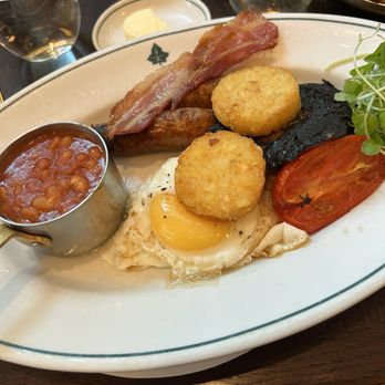 THE IVY - Updated July 2025 - 133 Photos & 60 Reviews - 66 Victoria ...