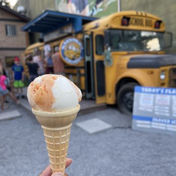 OLD SCHOOL BUS ICE CREAM - Updated June 2024 - 86 Photos & 70 Reviews ...