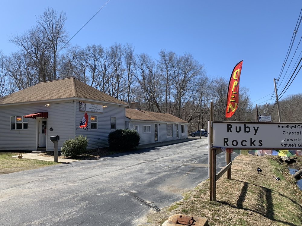 RUBY ROCKS - Updated January 2025 - Request Information - 10 Photos ...