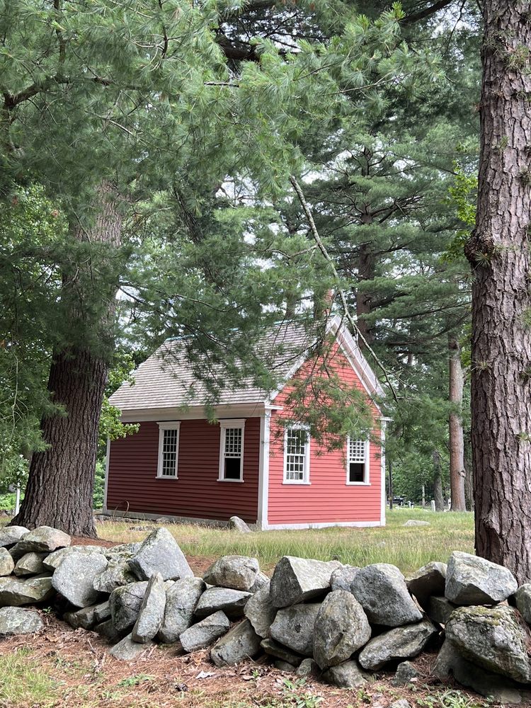 THE REDSTONE SCHOOL MARY HAD A LITTLE LAMB - 57 Photos - 72 Wayside Inn ...