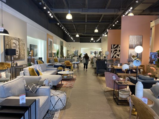 STRUCTUBE - Updated December 2025 - 13 Photos - 2501 Hampshire Gate ...