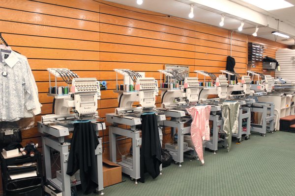 CHICAGO UNIFORM COMPANY - Updated December 2025 - 62 Photos & 107 ...