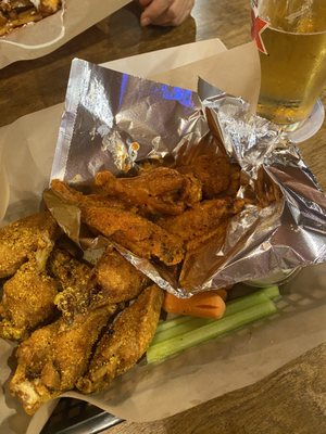 WINGS Y MAS - 12 Photos & 11 Reviews - 1145 W Prince Rd, Tucson ...