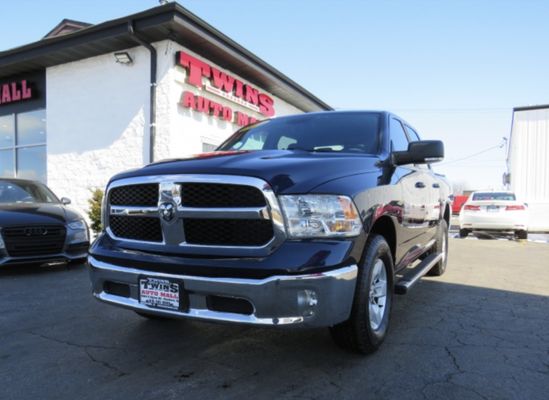 TWINS AUTO MALL - Updated December 2025 - 61 Photos & 12 Reviews - 3424 ...