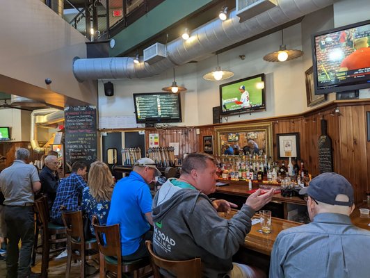 MADISON BREWING COMPANY PUB & RESTAURANT - Updated December 2025 - 372 ...