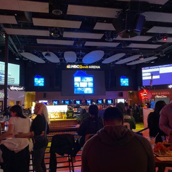 Xfinity Live! Philadelphia - Takeout & Delivery - 334 Photos & 357 ...
