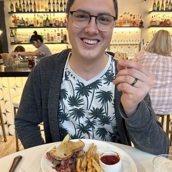 TROUT FARM INN - Updated May 2024 - 121 Photos & 96 Reviews - 7701 E ...