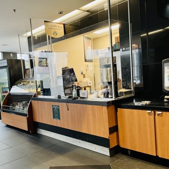 JAMES J PETERS VA MEDICAL CENTER - Updated December 2025 - 130 W ...