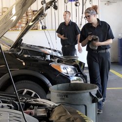 PROMPTO 10 MINUTE OIL CHANGE - 27 Photos & 36 Reviews - 471 Forest Ave ...