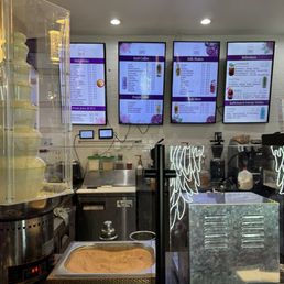 KAFFEINATED CREPES AND COFFEE - Updated July 2025 - 419 Photos & 207 ...