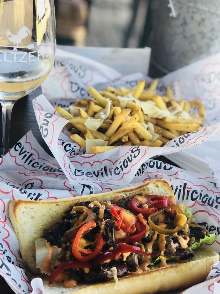 DEVILICIOUS FOOD TRUCK - 42 Photos & 32 Reviews - Food Trucks - 28693 ...