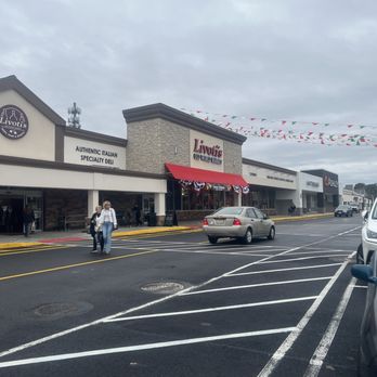 LIVOTI’S OLD WORLD MARKET - Updated December 2025 - 47 Photos & 37 ...