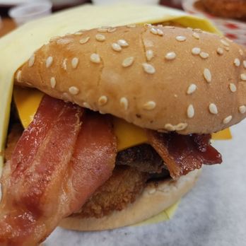 THE BURGERSTOP - Updated February 2025 - 542 Photos & 665 Reviews ...