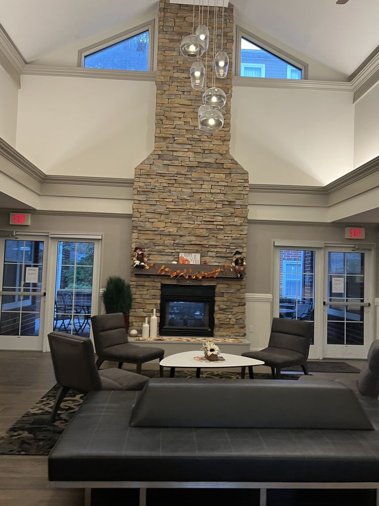 RESIDENCE INN BY MARRIOTT POUGHKEEPSIE - Updated January 2025 - 52 ...