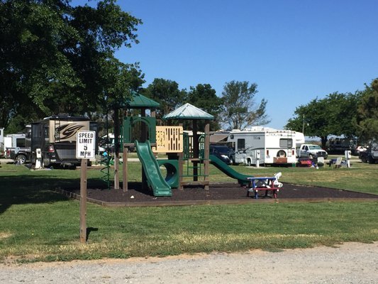 DELTA SHORES RESORT & MARINA - Updated September 2025 - 394 Photos & 49 ...