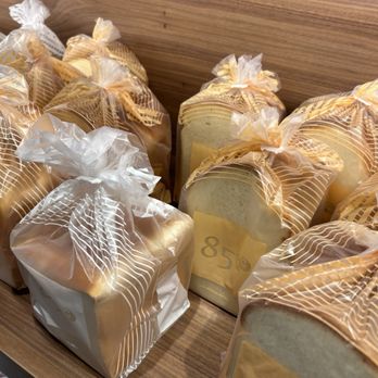 85°C BAKERY CAFE - TEMECULA - Updated September 2024 - 161 Photos & 24 ...