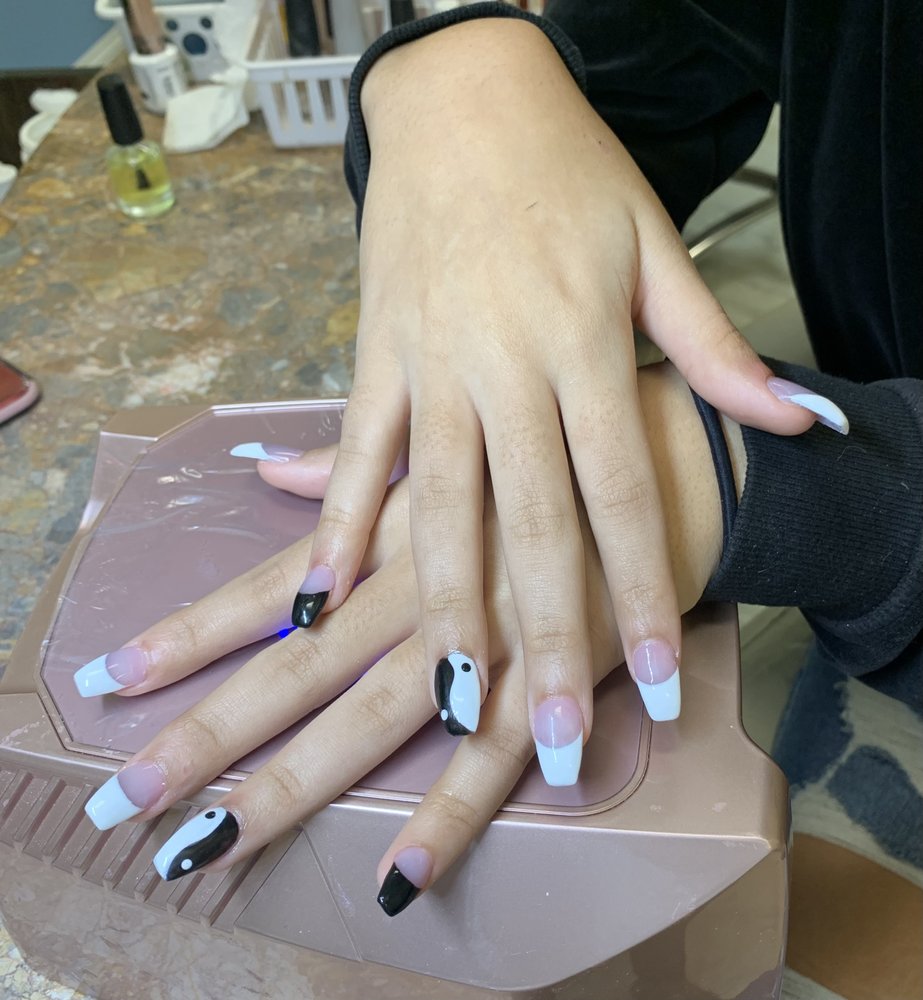 DN NAIL - Updated October 2025 - 20 Reviews - 5556 N Hamilton Rd ...