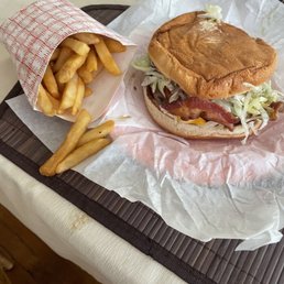 LOUIS BURGERS III - Updated December 2025 - 539 Photos & 841 Reviews ...