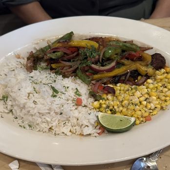 THE CHEESECAKE FACTORY - Updated August 2024 - 1301 Photos & 973 ...