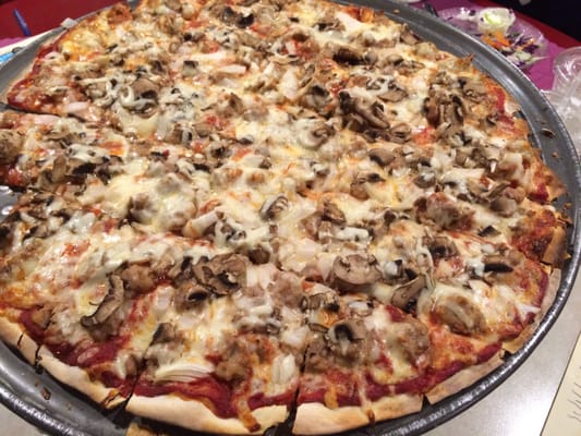 DERANGO THE PIZZA KING & STEAKHOUSE - Updated December 2025 - 39 Photos ...