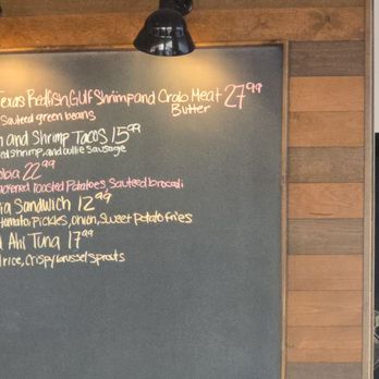 HALF SHELLS SEAFOOD GRILL - Updated April 2025 - 648 Photos & 586 ...