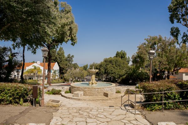 MALAGA COVE LIBRARY - Updated October 2025 - 147 Photos & 33 Reviews ...