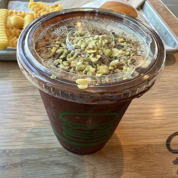 SHAKE SHACK PASADENA - Updated September 2025 - 553 Photos & 431 ...