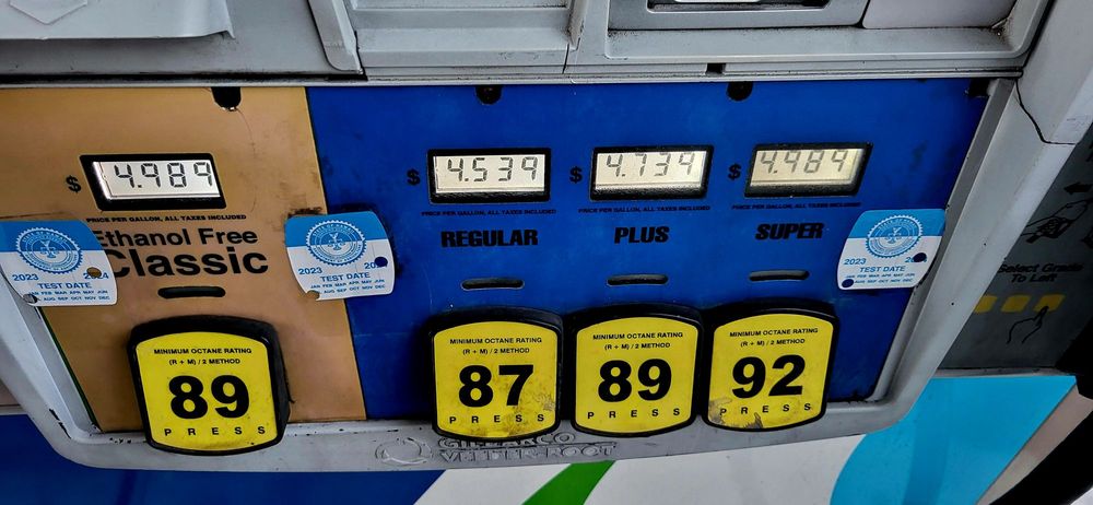 ALOHA PETROLEUM - Updated January 2026 - 24 Photos & 13 Reviews - 3211 ...