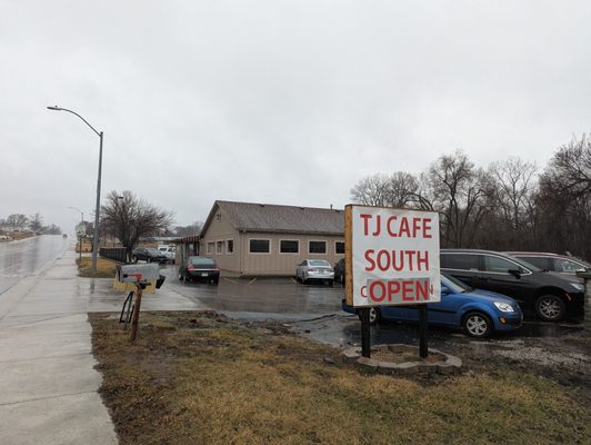 TJ’S CAFE SOUTH - Updated December 2025 - 10 Photos - 1302 N Scott Ave ...