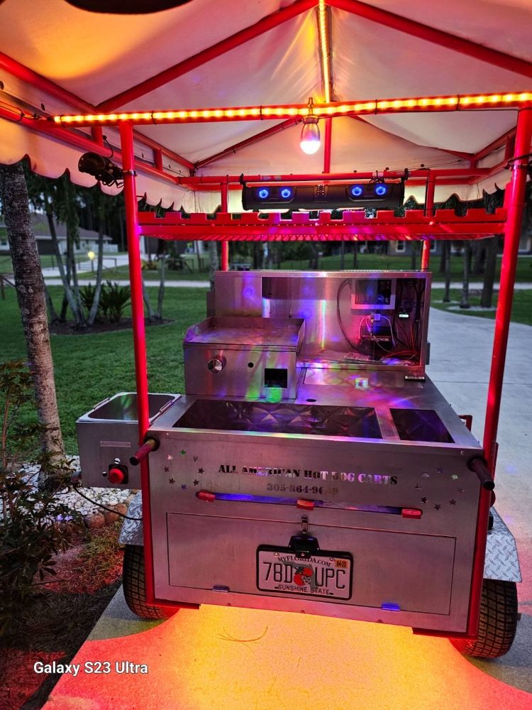 THE WEINER WAGON - Palm Beach Gardens, Florida - Trendy Hot Dogs ...