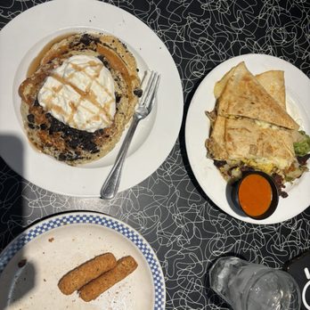 THE STAMFORD DINER - Updated July 2024 - 228 Photos & 246 Reviews - 135 ...