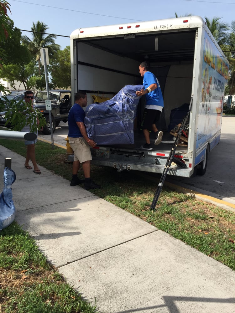 SMALL TIME MOVERS - Updated August 2024 - 146 Photos & 41 Reviews ...