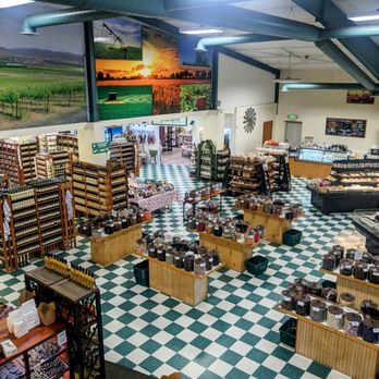 COUNTRY MERCANTILE - Updated December 2025 - 394 Photos & 145 Reviews ...