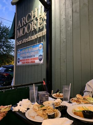 ARCHIE MOORE’S BAR & RESTAURANT - Updated September 2024 - 78 Photos ...