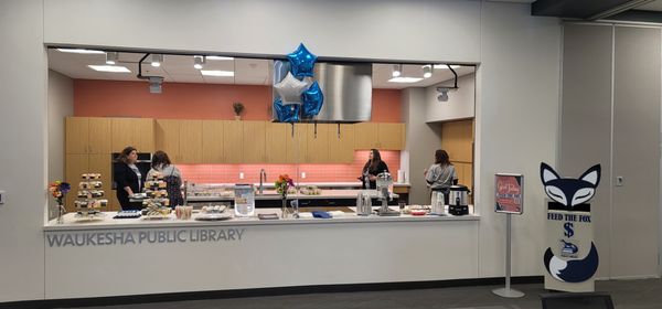 WAUKESHA PUBLIC LIBRARY - Updated November 2025 - 68 Photos - 321 ...