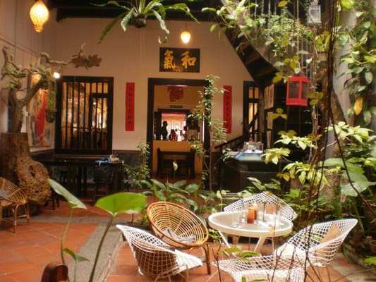 THE BABOON HOUSE - Updated August 2025 - 19 Photos - Yonne, Jalan Tun ...