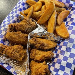 WAYNE’S WINGS - Updated January 2026 - 799 Photos & 1138 Reviews - 4453 ...