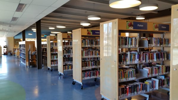 MARKHAM PUBLIC LIBRARY - Updated December 2025 - 21 Photos - 6031 ...