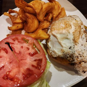 JUNGLE PRADA TAVERN - Updated September 2025 - 106 Photos & 189 Reviews ...